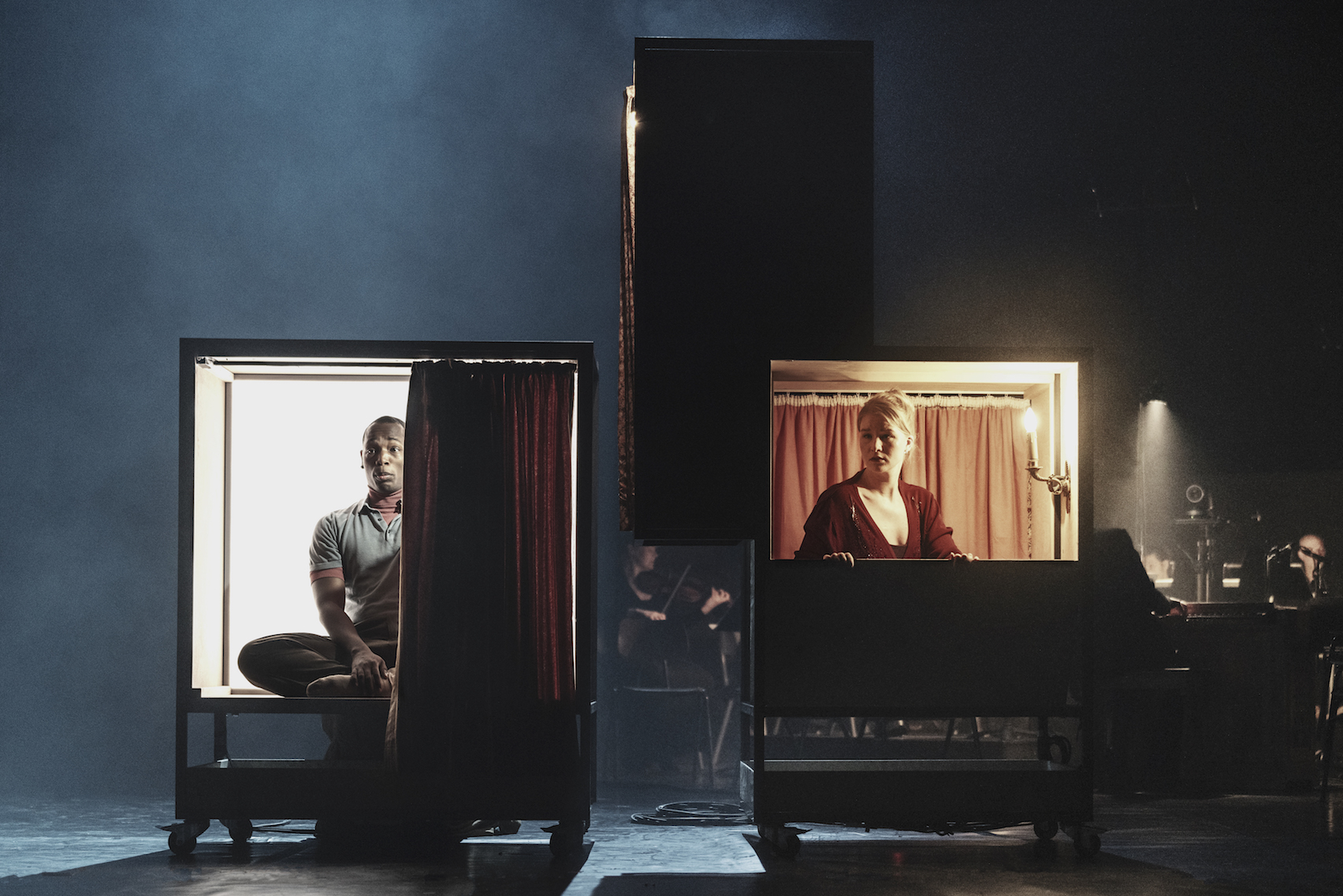 « Light : Bach dances », cie Hofesh Shechter, Philarmonie de Paris ...