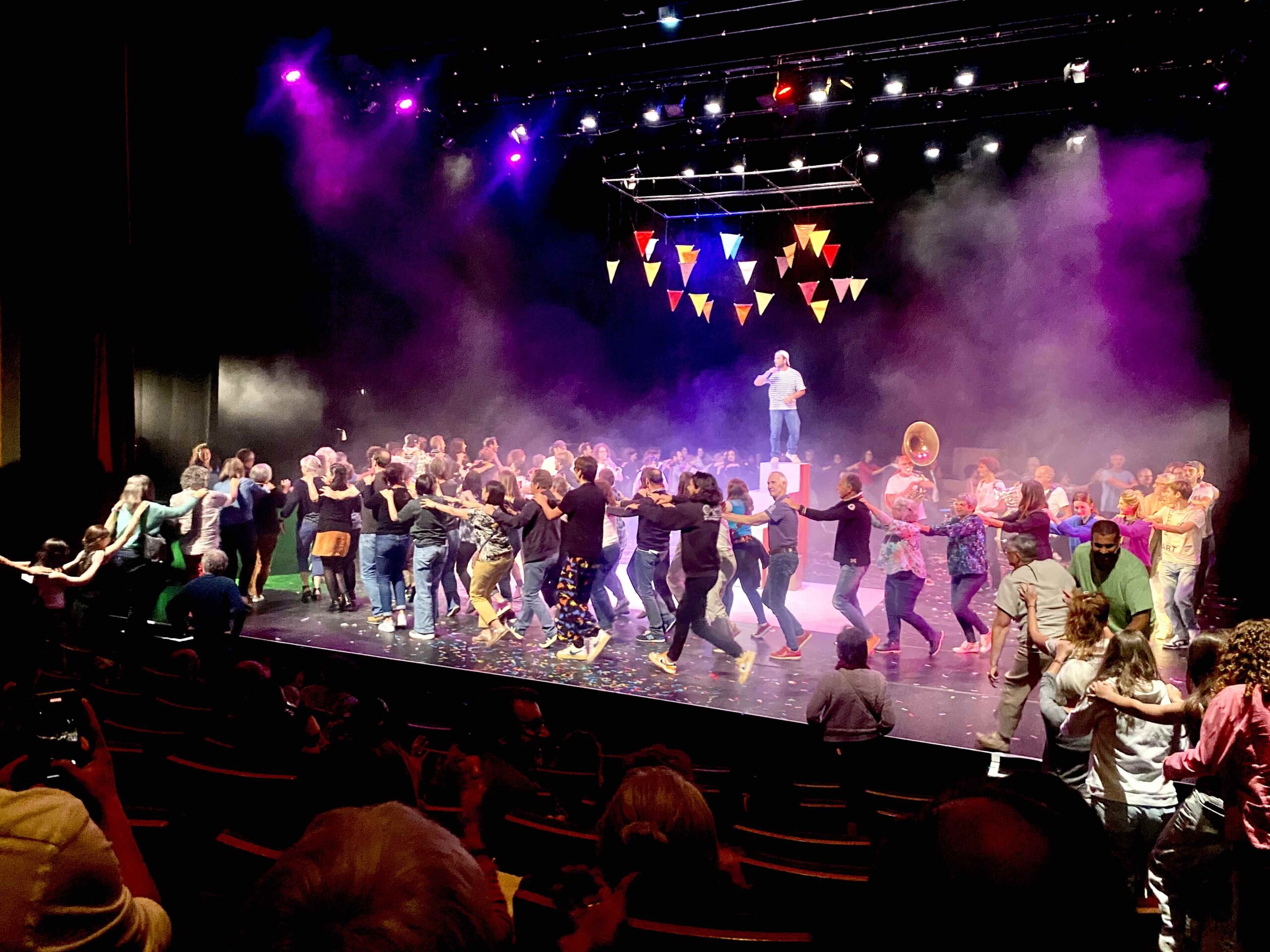 « Kermesse », collectif La Cabale,Théâtre de Laval, Chainon manquant ...
