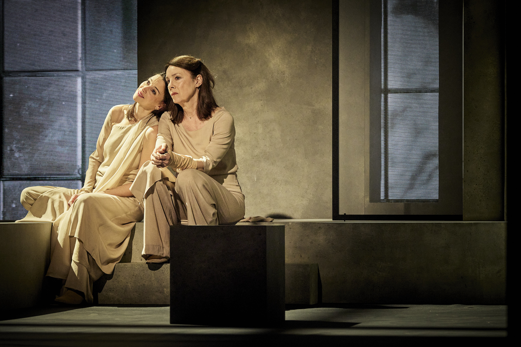 « Bérénice », Racine, Guy Cassiers, Théâtre du Vieux-Colombier, Paris ...